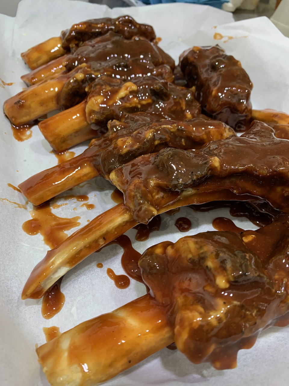 Sticky beef ribs - Specials - JECatering@Home
